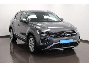 Grey Volkswagen T-Roc 2025 in Kaunas, with an engine capacity of 1.00 L and mileage of 21 thousand km for 24872 €, photo 3 on AUTOMOTO.COM.LV