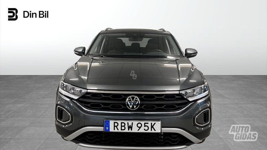 Pelēks Volkswagen T-Roc 2025 Kauņa, ar dzinēja tilpumu 0.00 L un nobraukumu 21 tūkst. km par 32436 €, foto 4 vietnē AUTOMOTO.COM.LV
