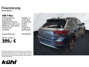 Pelēks Volkswagen T-Roc 2025 Kauņa, ar dzinēja tilpumu 2.00 L un nobraukumu 26 tūkst. km par 32895 €, foto 2 vietnē AUTOMOTO.COM.LV