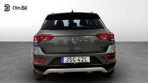 Pelēks Volkswagen T-Roc 2025 Kauņa, ar dzinēja tilpumu 0.00 L un nobraukumu 19 tūkst. km par 32516 €, foto 5 vietnē AUTOMOTO.COM.LV