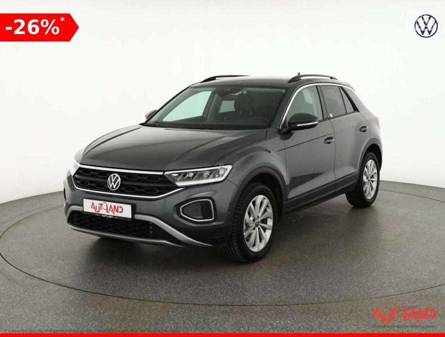 Pelēks Volkswagen T-Roc 2025 Kauņa, ar dzinēja tilpumu 1.50 L un nobraukumu 17 tūkst. km par 31449 €, foto 1 vietnē AUTOMOTO.COM.LV