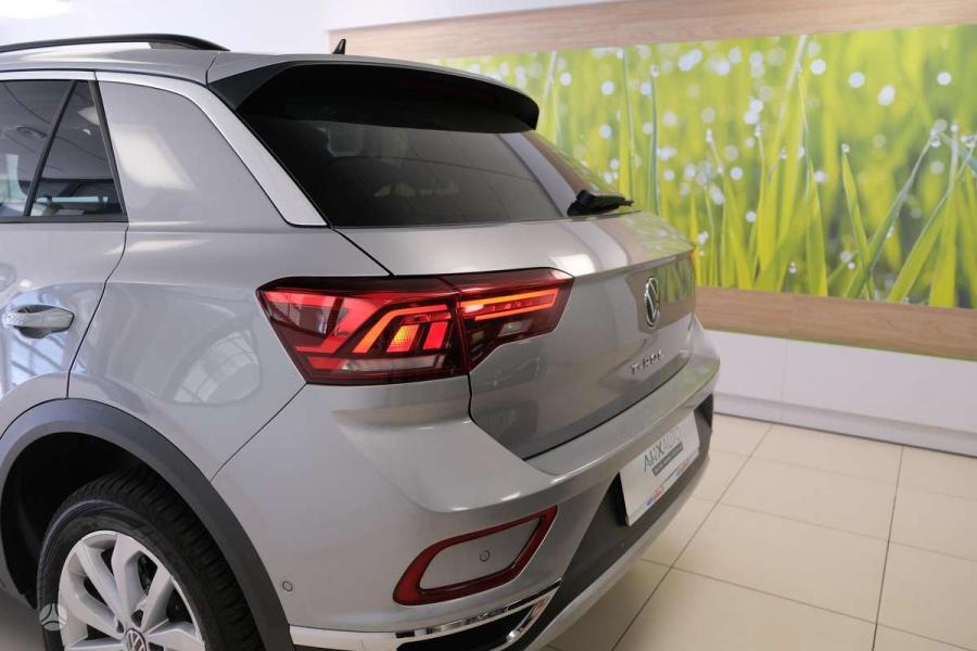 Grey Volkswagen T-Roc 2025 in Vilnius, with an engine capacity of 1.97 L and mileage of 28 thousand km for 23700 €, photo 29 on AUTOMOTO.COM.LV