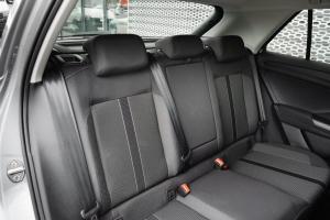 Pelēks Volkswagen T-Roc 2025 Mārupe, ar dzinēja tilpumu 1.50 L un nobraukumu 12 tūkst. km par 28400 €, foto 26 vietnē AUTOMOTO.COM.LV