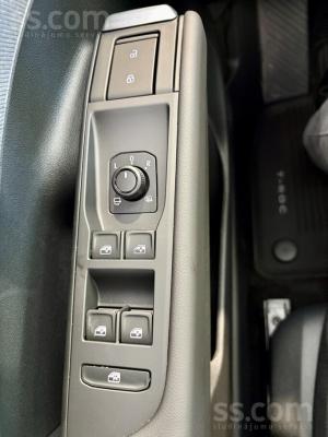 Pelēks Volkswagen T-Roc 2026 Valmiera, ar dzinēja tilpumu 1.50 L un nobraukumu 10 tūkst. km par 28800 €, foto 19 vietnē AUTOMOTO.COM.LV