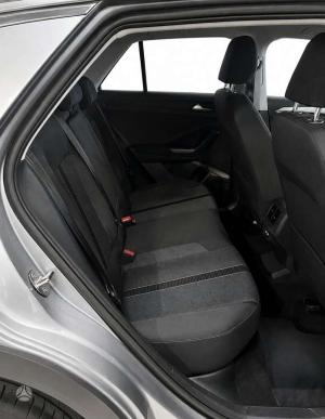 Pelēks Volkswagen T-Roc 2026 Kauņa, ar dzinēja tilpumu 1.50 L un nobraukumu 4 tūkst. km par 27800 €, foto 8 vietnē AUTOMOTO.COM.LV