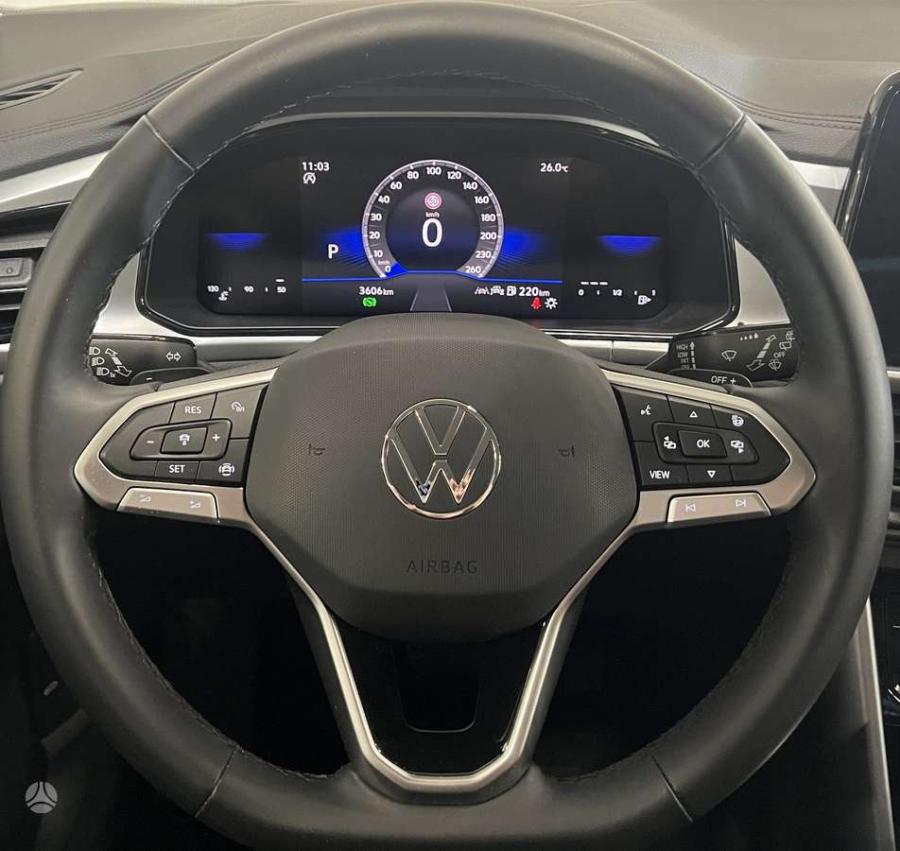 Pelēks Volkswagen T-Roc 2026 Kauņa, ar dzinēja tilpumu 1.50 L un nobraukumu 4 tūkst. km par 27800 €, foto 10 vietnē AUTOMOTO.COM.LV