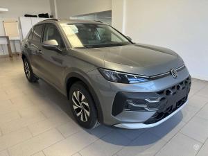 Grey Volkswagen T-Roc 2026 in Panevezys, with an engine capacity of 1.50 L and mileage of 0 thousand km for 28900 €, photo 4 on AUTOMOTO.COM.LV