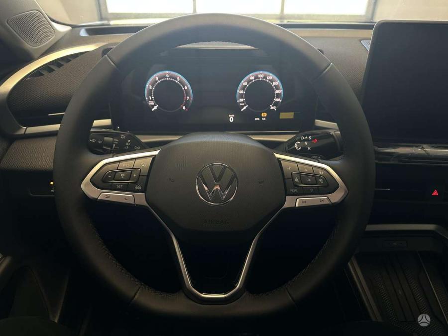 Grey Volkswagen T-Roc 2026 in Panevezys, with an engine capacity of 1.50 L and mileage of 0 thousand km for 28900 €, photo 14 on AUTOMOTO.COM.LV