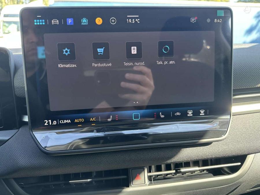 Grey Volkswagen T-Roc 2026 in Panevezys, with an engine capacity of 1.50 L and mileage of 0 thousand km for 28900 €, photo 21 on AUTOMOTO.COM.LV