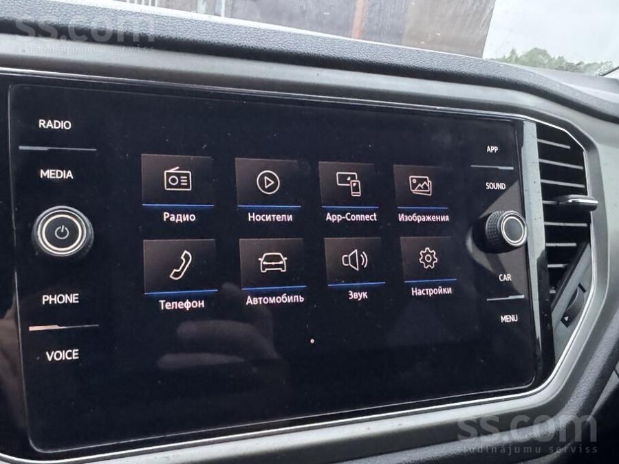 Grey Volkswagen T-Roc 2020 in Rezekne, with an engine capacity of 1.60 L and mileage of 185 thousand km for 12500 €, photo 15 on AUTOMOTO.COM.LV