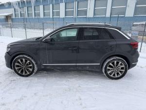 Pelēks Volkswagen T-Roc 2021 Kauņa, ar dzinēja tilpumu 1.50 L un nobraukumu 120 tūkst. km par 12300 €, foto 8 vietnē AUTOMOTO.COM.LV