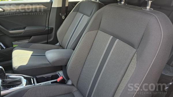 Grey Volkswagen T-Roc 2021 in Riga, with an engine capacity of 1.50 L and mileage of 30 thousand km for 19500 €, photo 9 on AUTOMOTO.COM.LV