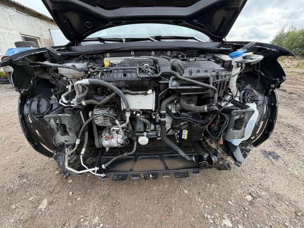 Grey Volkswagen T-Roc 2025 in Kaunas, with an engine capacity of 1.50 L and mileage of 28 thousand km for 14150 €, photo 6 on AUTOMOTO.COM.LV