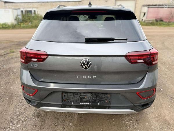 Grey Volkswagen T-Roc 2025 in Kaunas, with an engine capacity of 1.50 L and mileage of 28 thousand km for 14150 €, photo 10 on AUTOMOTO.COM.LV
