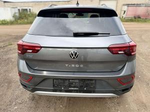 Grey Volkswagen T-Roc 2025 in Kaunas, with an engine capacity of 1.50 L and mileage of 28 thousand km for 14150 €, photo 10 on AUTOMOTO.COM.LV