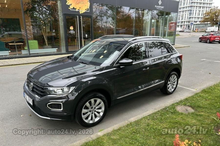 Pelēks Volkswagen T-Roc 2018 Tallina, ar dzinēja tilpumu 1.50 L un nobraukumu 72 tūkst. km par 20000 €, foto 1 vietnē AUTOMOTO.COM.LV