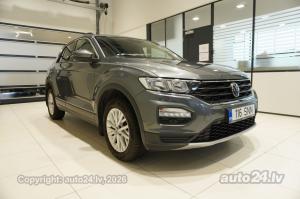 Pelēks Volkswagen T-Roc 2021 Tallina, ar dzinēja tilpumu 1.50 L un nobraukumu 78 tūkst. km par 17500 €, foto 5 vietnē AUTOMOTO.COM.LV