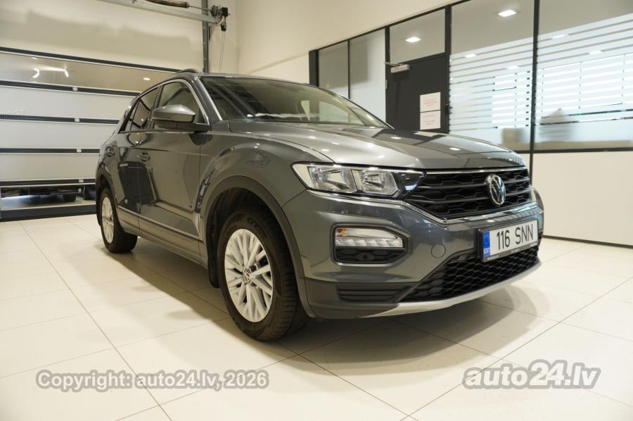 Pelēks Volkswagen T-Roc 2021 Tallina, ar dzinēja tilpumu 1.50 L un nobraukumu 78 tūkst. km par 17500 €, foto 5 vietnē AUTOMOTO.COM.LV