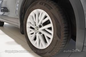 Pelēks Volkswagen T-Roc 2021 Tallina, ar dzinēja tilpumu 1.50 L un nobraukumu 78 tūkst. km par 17500 €, foto 6 vietnē AUTOMOTO.COM.LV
