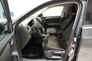Pelēks Volkswagen T-Roc 2021 Tallina, ar dzinēja tilpumu 1.50 L un nobraukumu 78 tūkst. km par 17500 €, foto 13 vietnē AUTOMOTO.COM.LV
