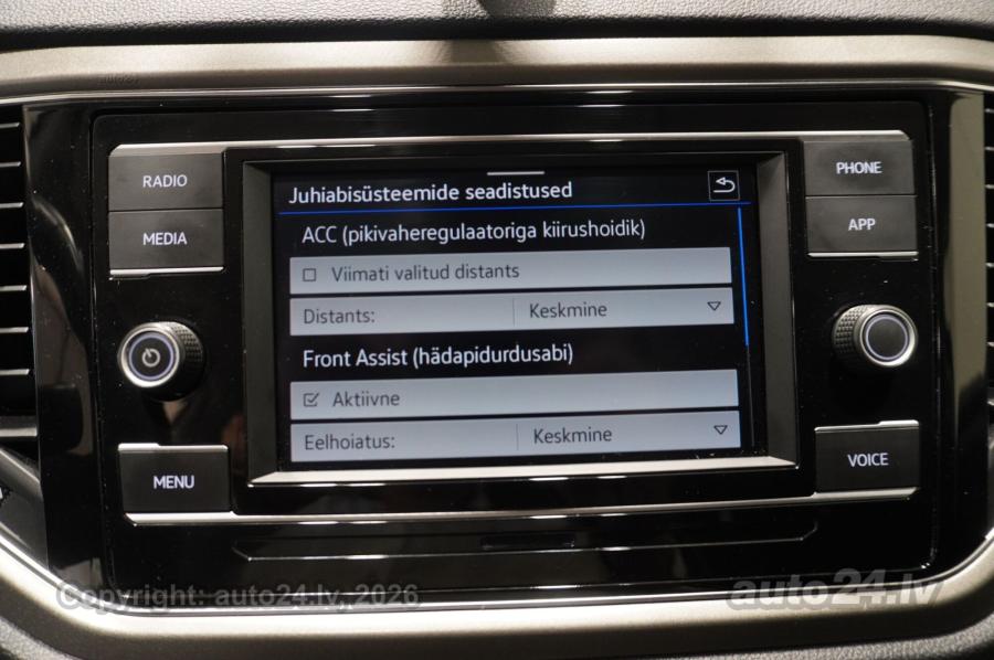 Pelēks Volkswagen T-Roc 2021 Tallina, ar dzinēja tilpumu 1.50 L un nobraukumu 78 tūkst. km par 17500 €, foto 17 vietnē AUTOMOTO.COM.LV