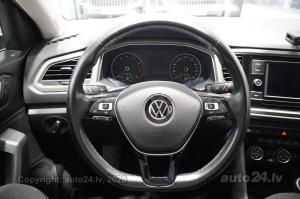 Pelēks Volkswagen T-Roc 2021 Tallina, ar dzinēja tilpumu 1.50 L un nobraukumu 78 tūkst. km par 17500 €, foto 21 vietnē AUTOMOTO.COM.LV