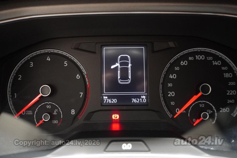 Pelēks Volkswagen T-Roc 2021 Tallina, ar dzinēja tilpumu 1.50 L un nobraukumu 78 tūkst. km par 17500 €, foto 22 vietnē AUTOMOTO.COM.LV