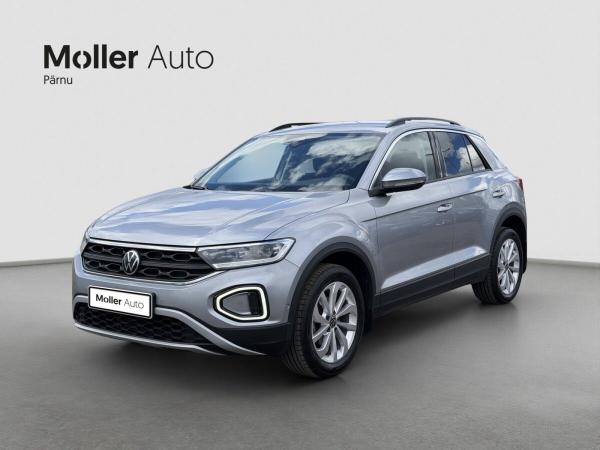 Grey Volkswagen T-Roc 2022 in Parnu, with an engine capacity of 1.50 L and mileage of 35 thousand km for 23900 €, photo 1 on AUTOMOTO.COM.LV