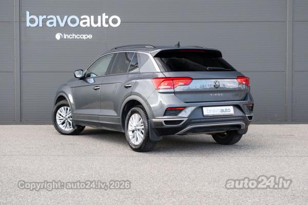 Pelēks Volkswagen T-Roc 2022 Tartu, ar dzinēja tilpumu 1.50 L un nobraukumu 49 tūkst. km par 21900 €, foto 7 vietnē AUTOMOTO.COM.LV