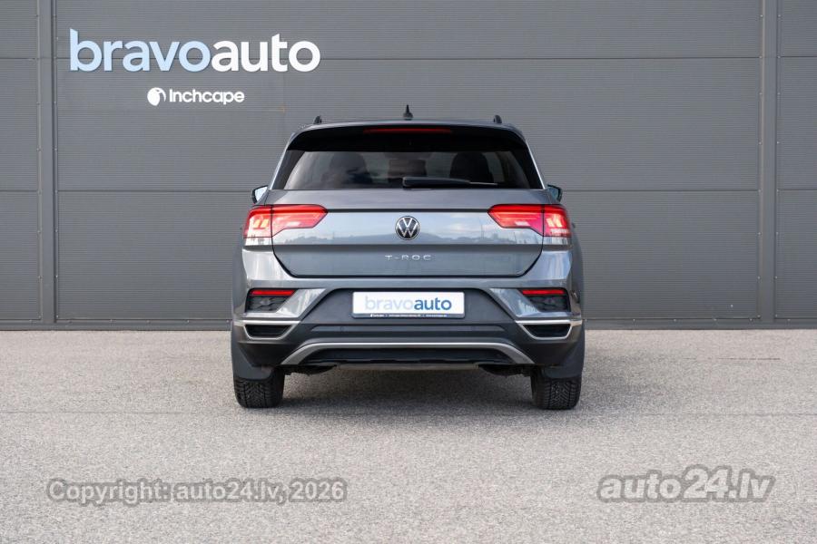 Pelēks Volkswagen T-Roc 2022 Tartu, ar dzinēja tilpumu 1.50 L un nobraukumu 49 tūkst. km par 21900 €, foto 8 vietnē AUTOMOTO.COM.LV