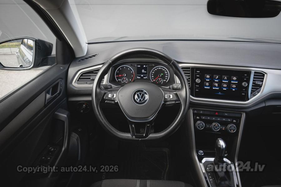 Pelēks Volkswagen T-Roc 2022 Tartu, ar dzinēja tilpumu 1.50 L un nobraukumu 49 tūkst. km par 21900 €, foto 11 vietnē AUTOMOTO.COM.LV