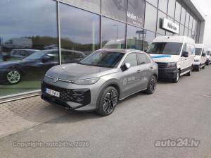 Grey Volkswagen T-Roc 2026 in Tallinn, with an engine capacity of 1.50 L and mileage of 4 thousand km for 36900 €, photo  on AUTOMOTO.COM.LV
