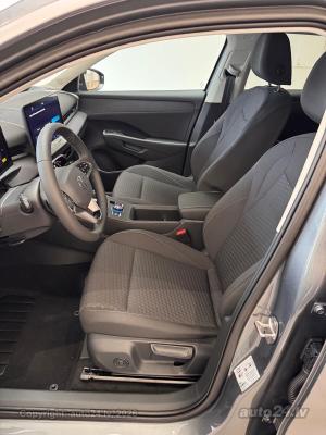 Grey Volkswagen T-Roc 2026 in Viljandi, with an engine capacity of 1.50 L and mileage of 0 thousand km for 27270 €, photo 4 on AUTOMOTO.COM.LV