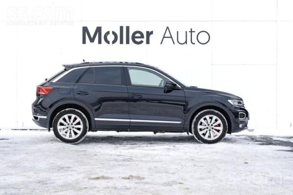 Volkswagen T-Roc 2019 in Riga, with an engine capacity of 1.50 L and mileage of 127 thousand km for 17650 €, photo 4 on AUTOMOTO.COM.LV