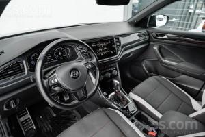 Volkswagen T-Roc 2019 in Riga, with an engine capacity of 1.50 L and mileage of 127 thousand km for 17650 €, photo 21 on AUTOMOTO.COM.LV