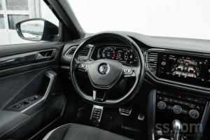 Volkswagen T-Roc 2019 in Riga, with an engine capacity of 1.50 L and mileage of 127 thousand km for 17650 €, photo 23 on AUTOMOTO.COM.LV