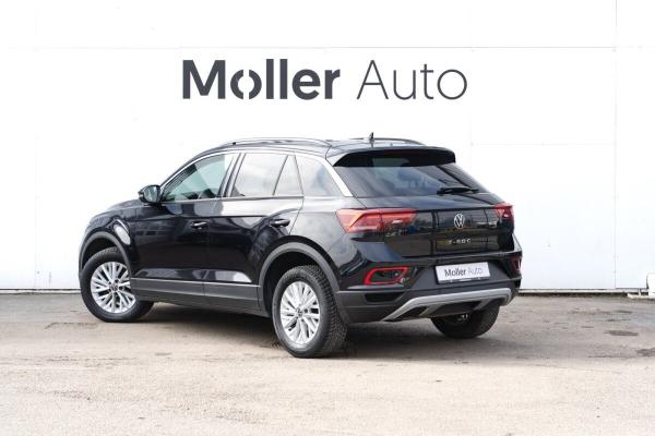 Volkswagen T-Roc 2023 in Riga, with an engine capacity of 1.50 L and mileage of 75 thousand km for 22950 €, photo 3 on AUTOMOTO.COM.LV