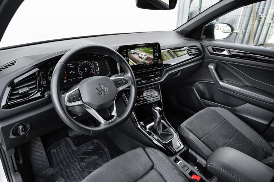 Volkswagen T-Roc 2023 Rīga, ar dzinēja tilpumu 1.50 L un nobraukumu 28 tūkst. km par 24650 €, foto 23 vietnē AUTOMOTO.COM.LV