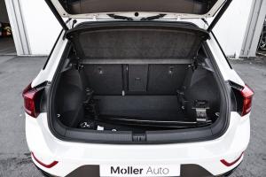 Volkswagen T-Roc 2023 Rīga, ar dzinēja tilpumu 1.50 L un nobraukumu 28 tūkst. km par 24650 €, foto 24 vietnē AUTOMOTO.COM.LV