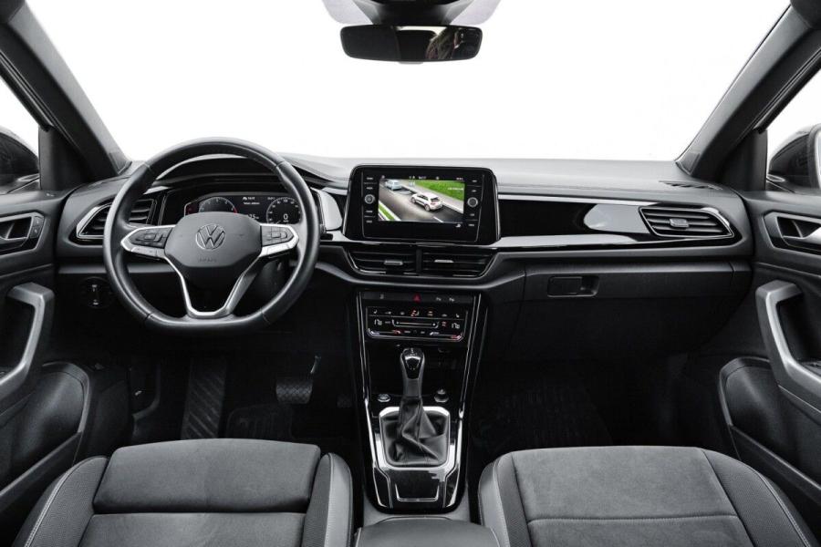 Volkswagen T-Roc 2023 Rīga, ar dzinēja tilpumu 1.50 L un nobraukumu 28 tūkst. km par 24650 €, foto 27 vietnē AUTOMOTO.COM.LV