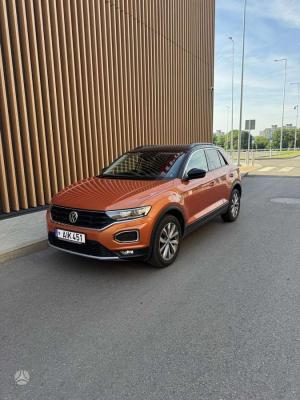 Oranžs Volkswagen T-Roc 2019 Kauņa, ar dzinēja tilpumu 1.50 L un nobraukumu 78 tūkst. km par 18700 €, foto 6 vietnē AUTOMOTO.COM.LV