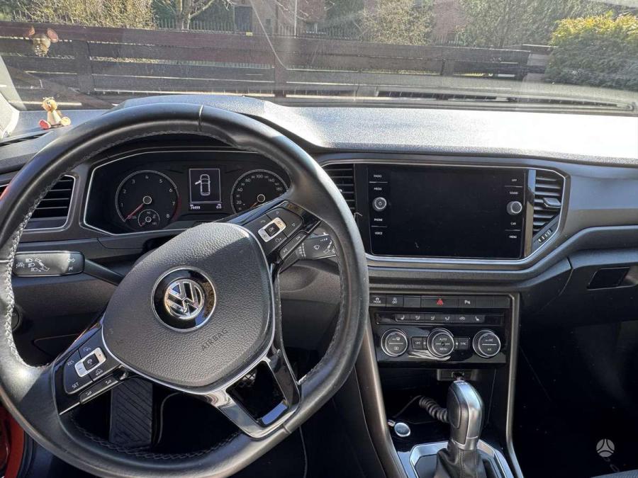 Oranžs Volkswagen T-Roc 2019 Kauņa, ar dzinēja tilpumu 1.50 L un nobraukumu 78 tūkst. km par 18700 €, foto 9 vietnē AUTOMOTO.COM.LV
