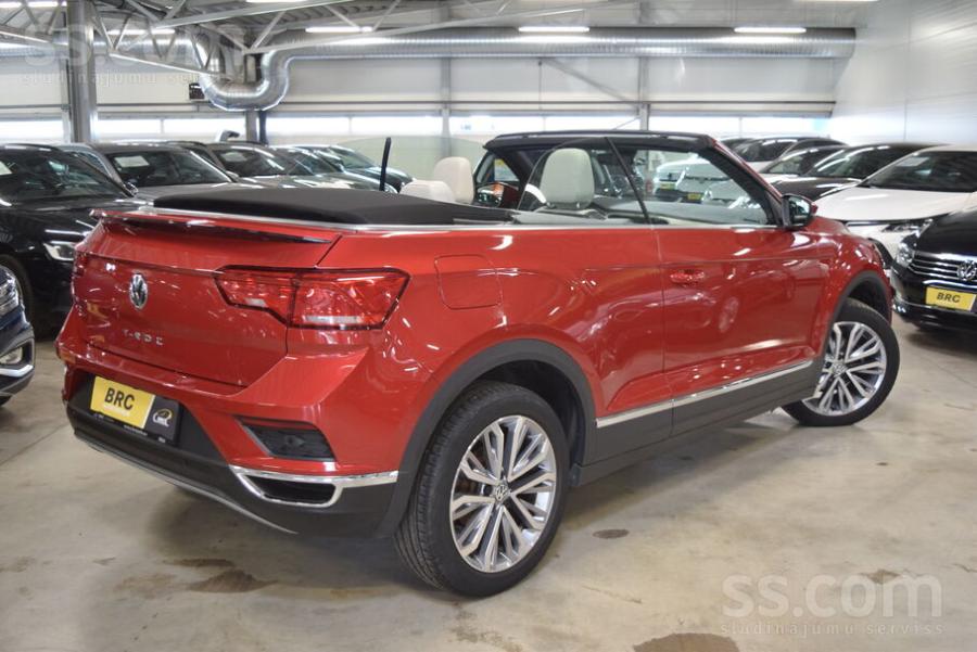 Sarkans Volkswagen T-Roc 2021 Rīga, ar dzinēja tilpumu 1.50 L un nobraukumu 27 tūkst. km par 23500 €, foto 3 vietnē AUTOMOTO.COM.LV