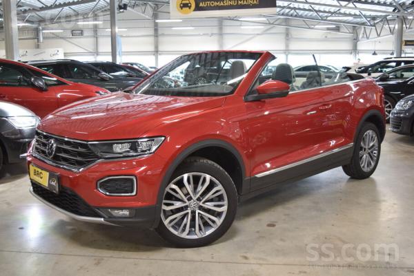 Sarkans Volkswagen T-Roc 2021 Rīga, ar dzinēja tilpumu 1.50 L un nobraukumu 27 tūkst. km par 23500 €, foto 1 vietnē AUTOMOTO.COM.LV
