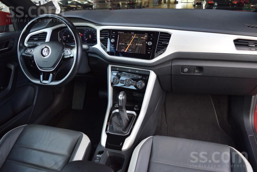 Sarkans Volkswagen T-Roc 2021 Rīga, ar dzinēja tilpumu 1.50 L un nobraukumu 27 tūkst. km par 23500 €, foto 5 vietnē AUTOMOTO.COM.LV