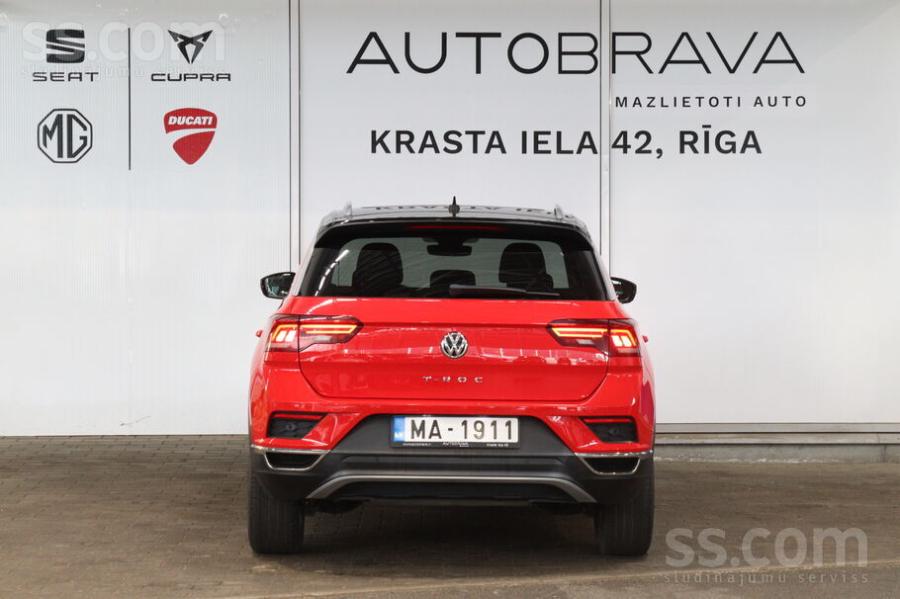 Sarkans Volkswagen T-Roc 2018 Rīga, ar dzinēja tilpumu 1.50 L un nobraukumu 104 tūkst. km par 17990 €, foto 8 vietnē AUTOMOTO.COM.LV