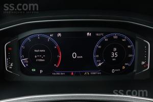 Sarkans Volkswagen T-Roc 2018 Rīga, ar dzinēja tilpumu 1.50 L un nobraukumu 104 tūkst. km par 17990 €, foto 12 vietnē AUTOMOTO.COM.LV