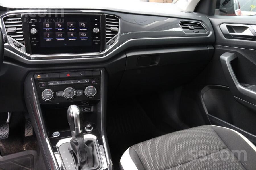Sarkans Volkswagen T-Roc 2018 Rīga, ar dzinēja tilpumu 1.50 L un nobraukumu 104 tūkst. km par 17990 €, foto 13 vietnē AUTOMOTO.COM.LV