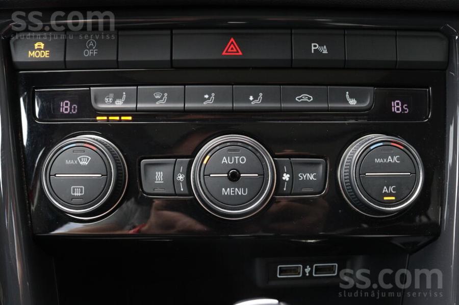 Sarkans Volkswagen T-Roc 2018 Rīga, ar dzinēja tilpumu 1.50 L un nobraukumu 104 tūkst. km par 17990 €, foto 14 vietnē AUTOMOTO.COM.LV