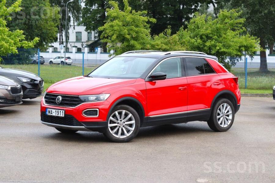 Sarkans Volkswagen T-Roc 2018 Rīga, ar dzinēja tilpumu 1.50 L un nobraukumu 104 tūkst. km par 17990 €, foto 34 vietnē AUTOMOTO.COM.LV